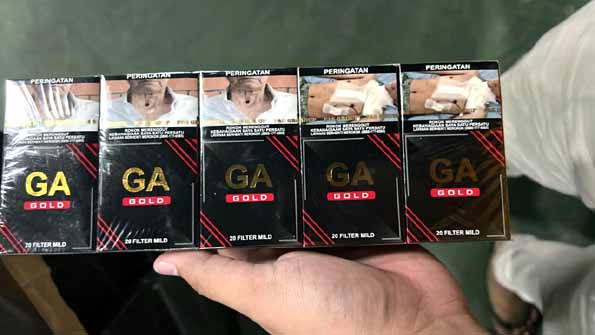 Operasi 3 Toko, Bea Cukai Amankan 17.896 Batang Rokok Ilegal