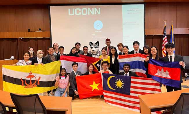 Berbekal Keahlian Menulis, Mahasiswa MIPA UB Ini Terbang Ke AS